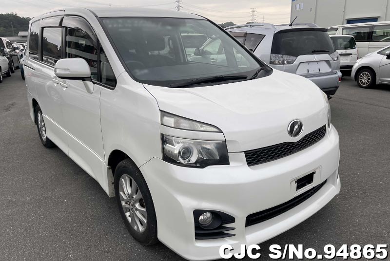 2013 Toyota Voxy White for sale | Stock No. 94865 | Japanese Used Cars ...