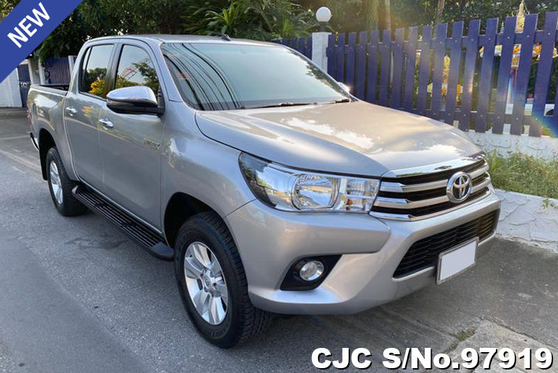 2017 Toyota Hilux Silver for sale | Stock No. 97919 | Japanese Used ...