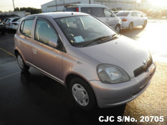 2000 Toyota Vitz Pink for sale | Stock No. 20705 | Japanese Used Cars ...