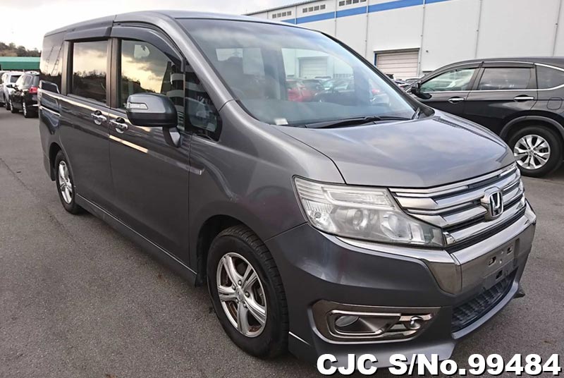 2013 Honda Step Wagon Gray for sale | Stock No. 99484 | Japanese Used ...