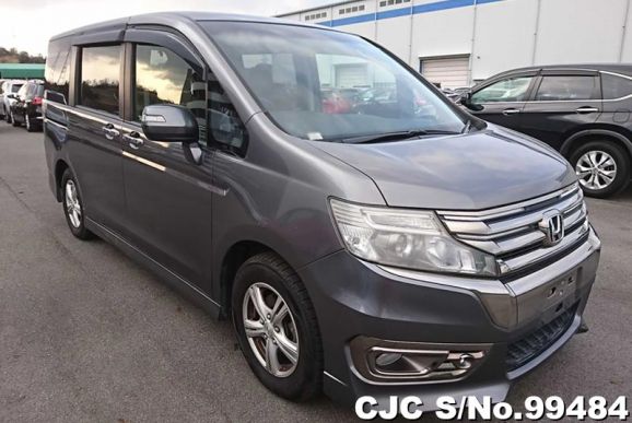 2013 Honda Step Wagon Gray for sale | Stock No. 99484 | Japanese Used ...