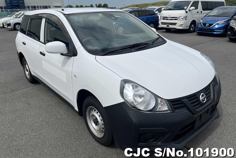 2017 Nissan AD Van White for sale | Stock No. 101900 | Japanese Used ...