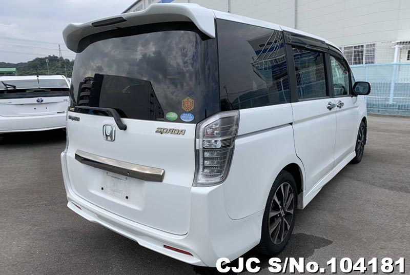 2013 Honda Step Wagon Pearl for sale | Stock No. 104181 | Japanese Used ...