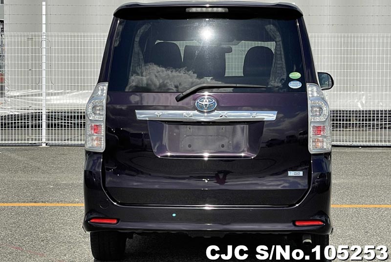 2013 Toyota Voxy Purple for sale | Stock No. 105253 | Japanese Used ...