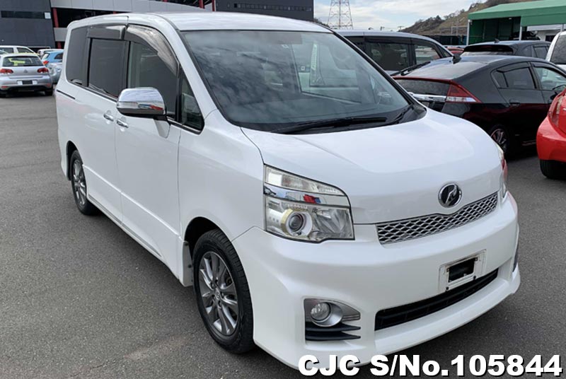 2013 Toyota Voxy White for sale | Stock No. 105844 | Japanese Used Cars ...