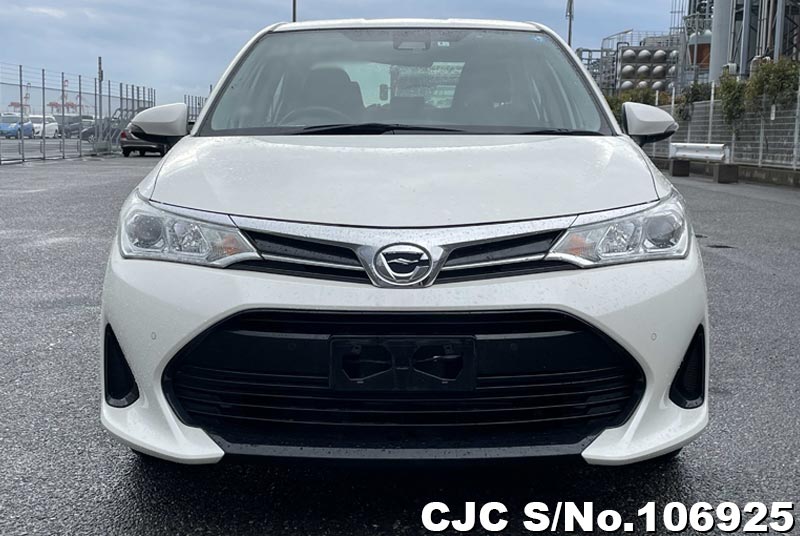 2018 Toyota Corolla Axio White for sale | Stock No. 106925 | Japanese ...