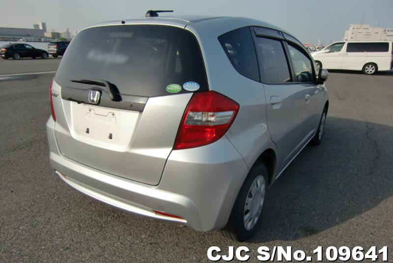 2012 Honda Fit Silver for sale | Stock No. 109641 | Japanese Used Cars Exporter