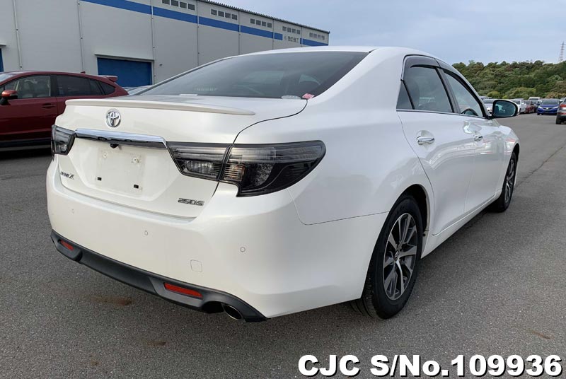 2017 Toyota Mark X White for sale | Stock No. 109936 | Japanese Used ...