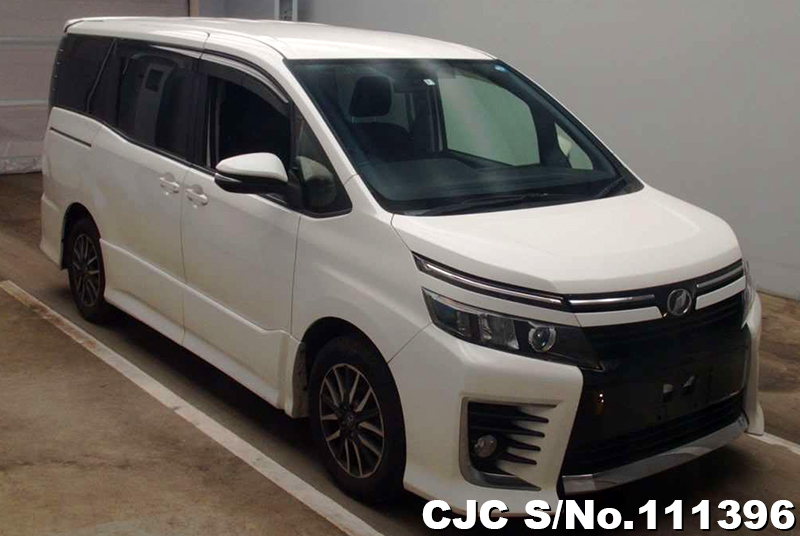 2014 Toyota Voxy White for sale | Stock No. 111396 | Japanese Used Cars ...