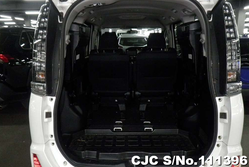 2014 Toyota Voxy White for sale | Stock No. 111396 | Japanese Used Cars ...
