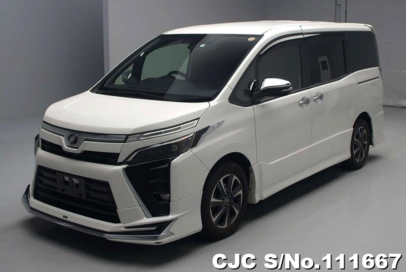 2018 Toyota Voxy White for sale | Stock No. 111667 | Japanese Used Cars ...