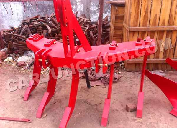 Tractor Implements: Chisel Plough for sale