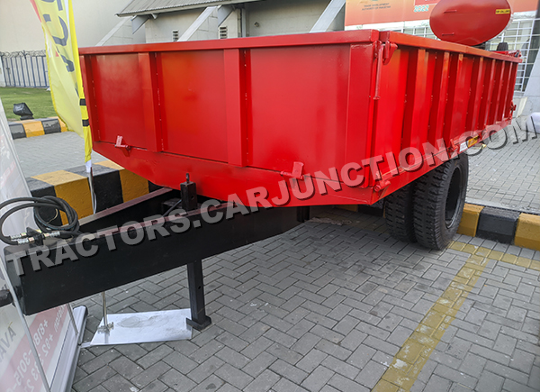 Tractor Implements: Farm Trolley for Sale