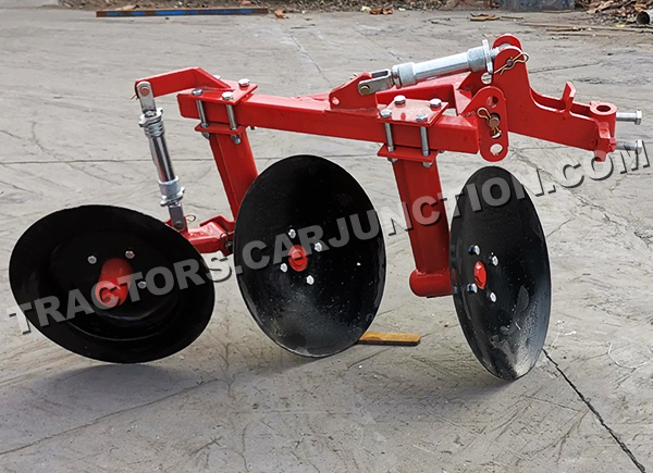 Tractor Implements: 2 Disc Plough